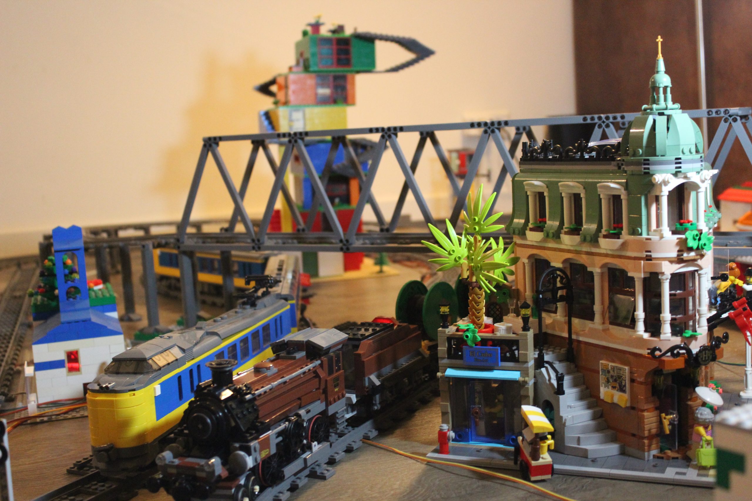 Henks Xmas Layout 2021 – MattzoBricks