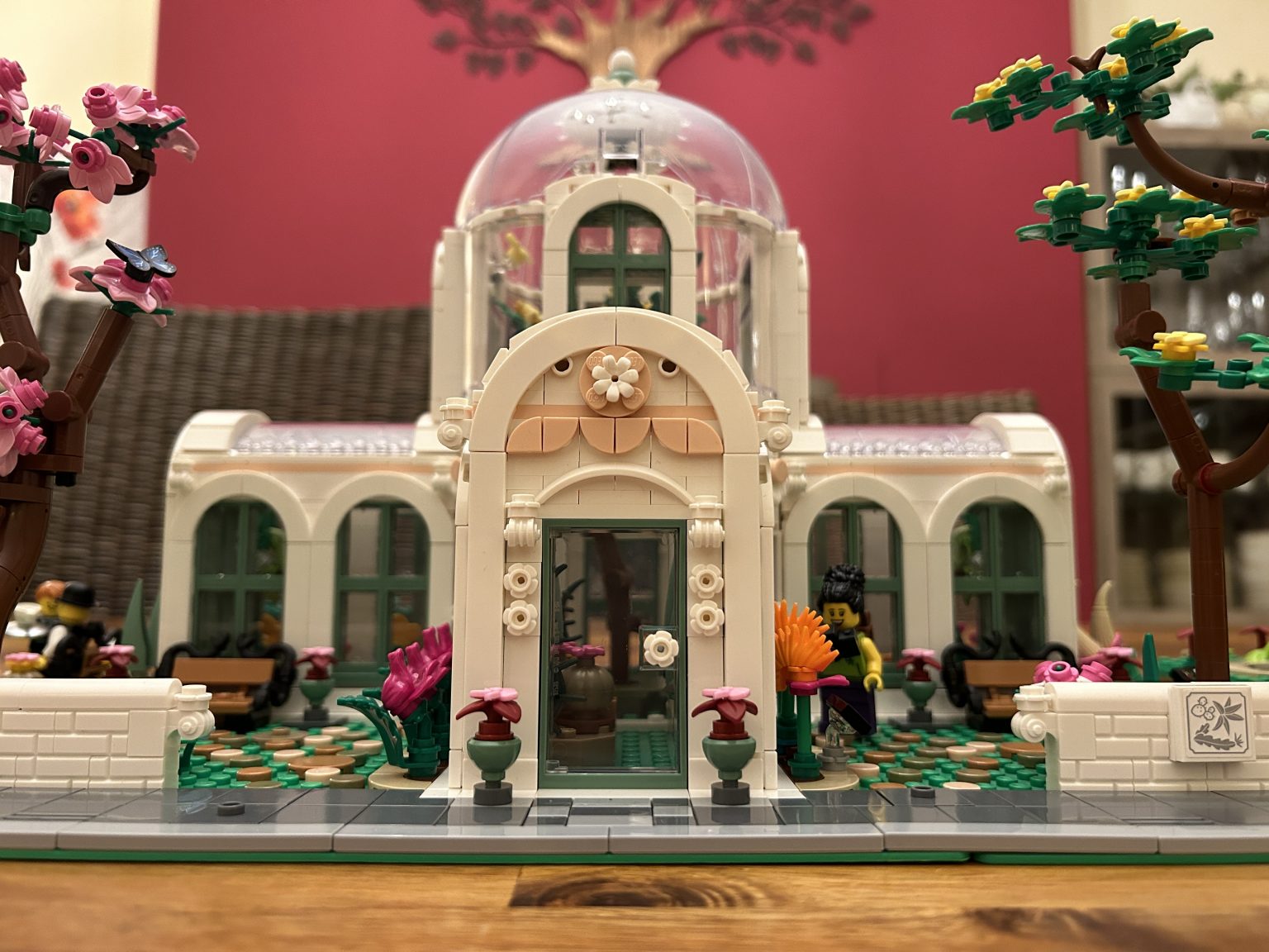 Modular LEGO Botanical Garden – MattzoBricks